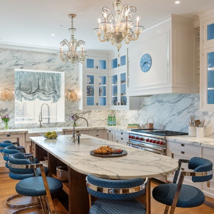 21 Stunning Color Codes for Your Modern Kitchen Cabinets - The Home Share