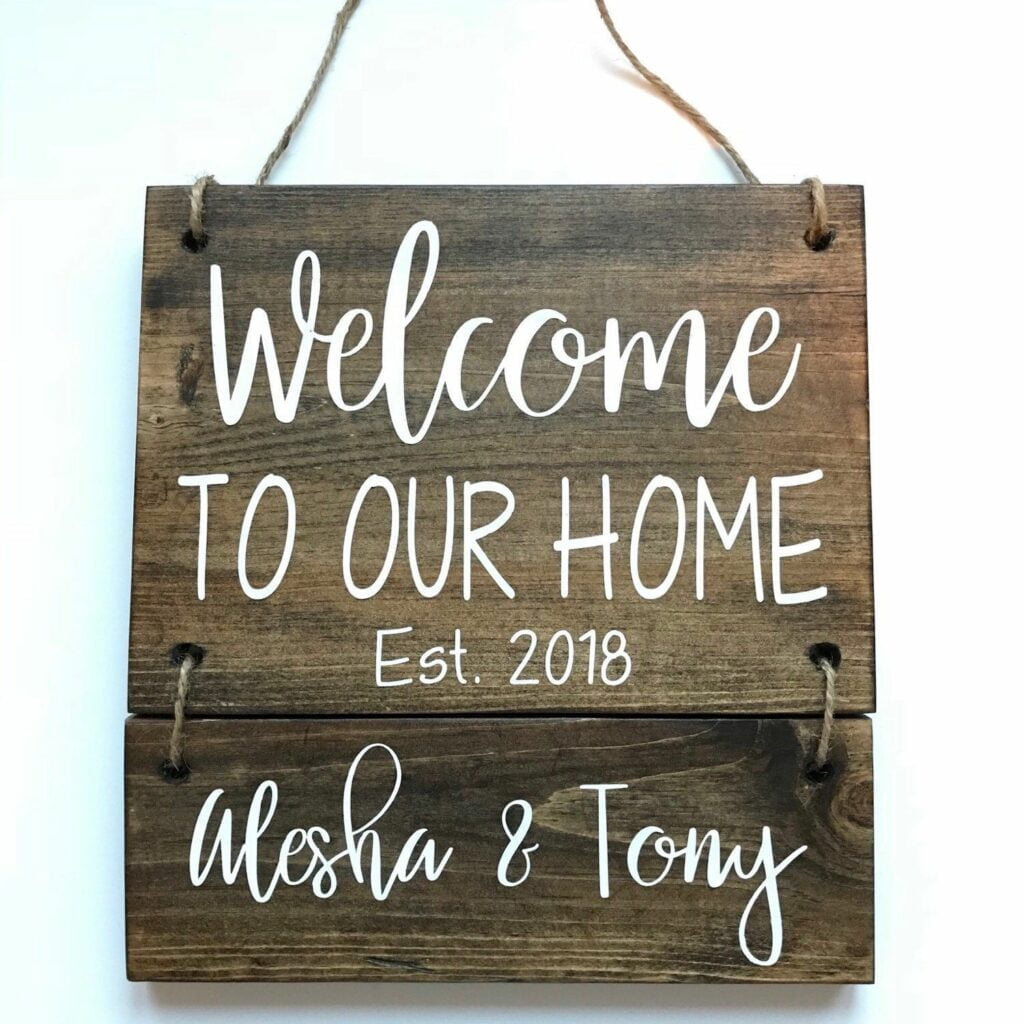 20 Amazing Welcome Home Signs to Greet Your Guests in Style - TheHomeShare